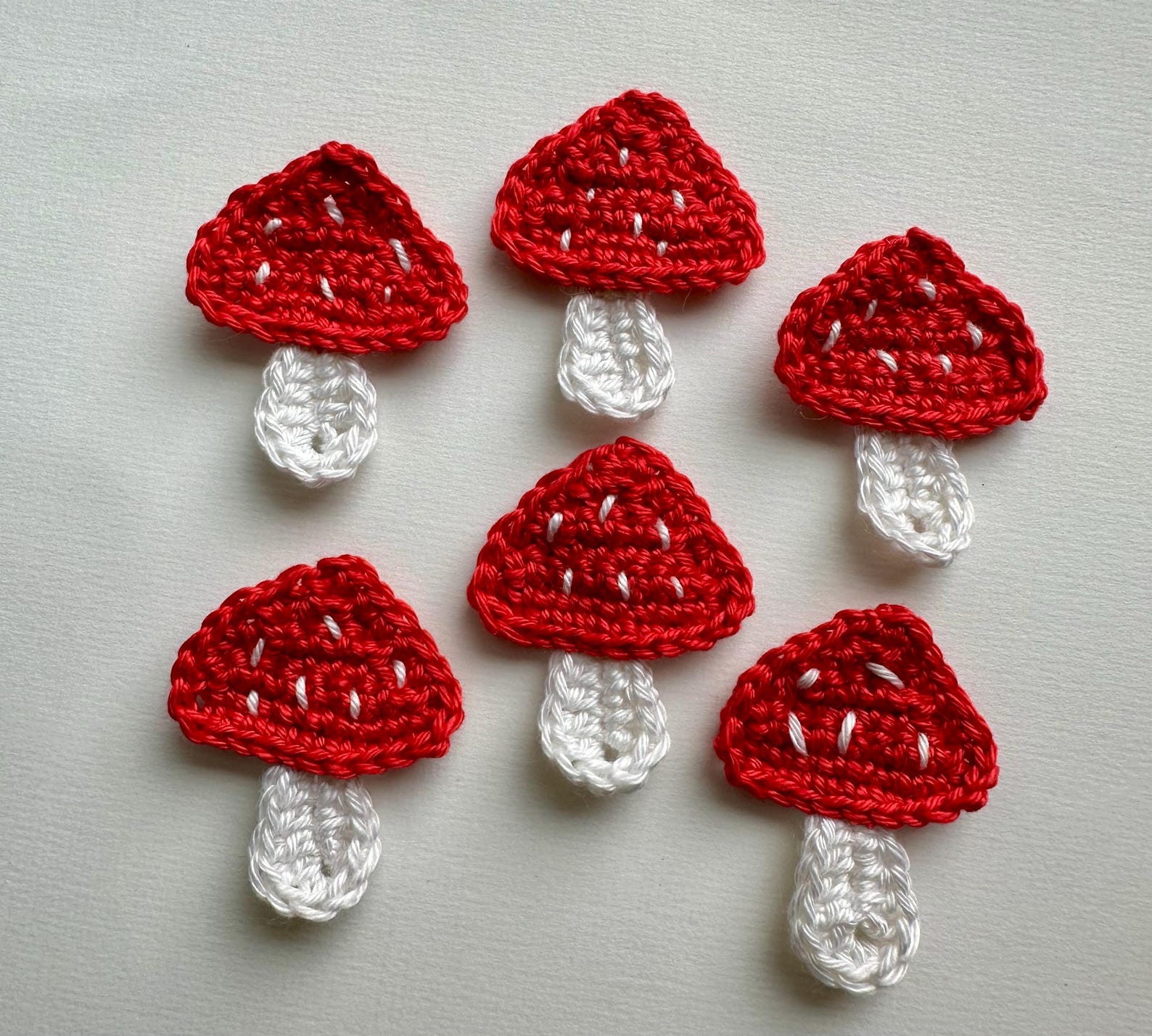 Crochet Mushroom or Toadstool Applique of 6pcs - 1.5 Inch - Etsy