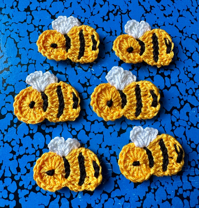 Set of 6 Small Bees Applique, Crochet Bees Applique, Small Bees Crochet ...
