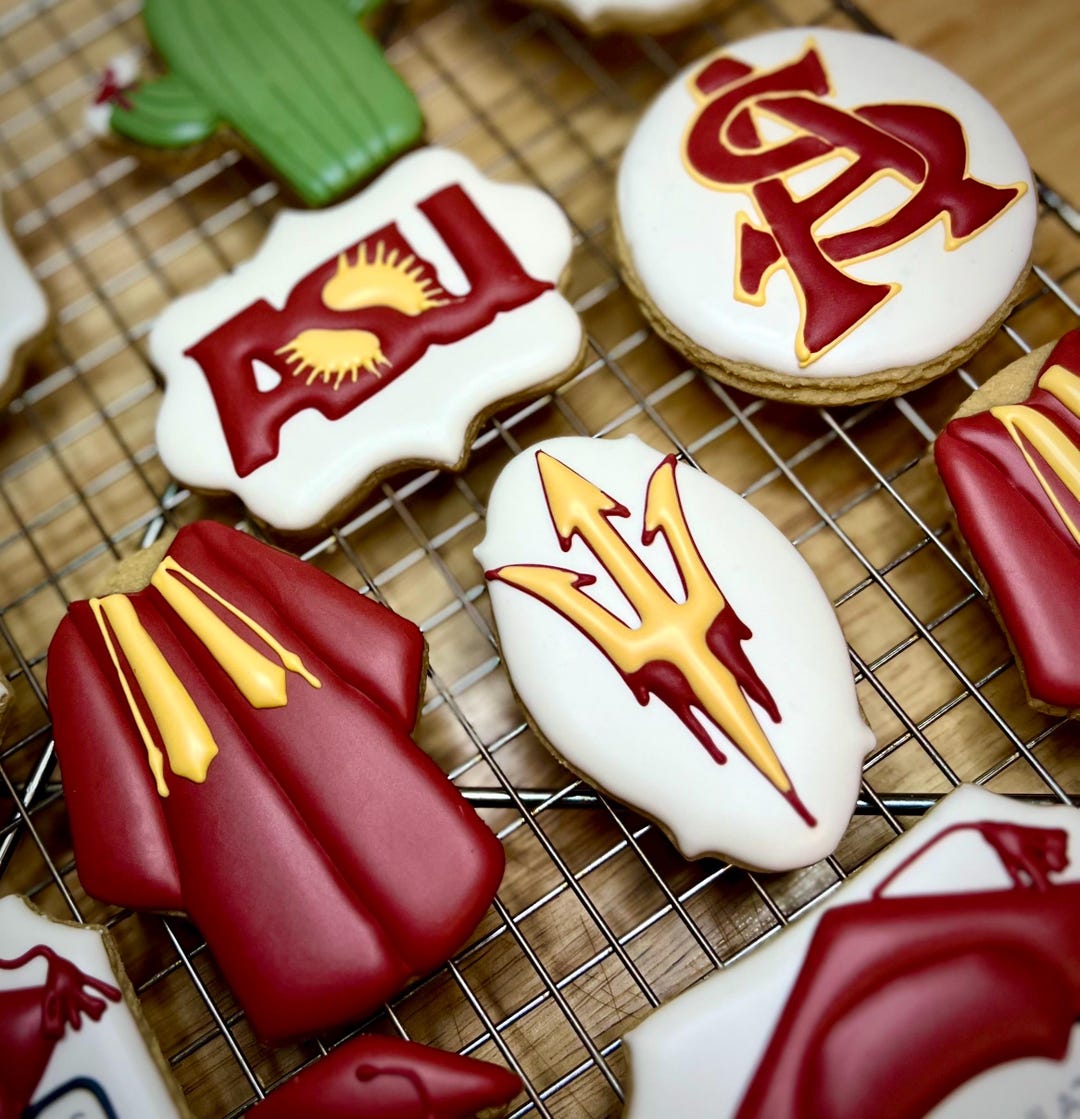Custom Decorated Graduation Sugar Cookies - Etsy