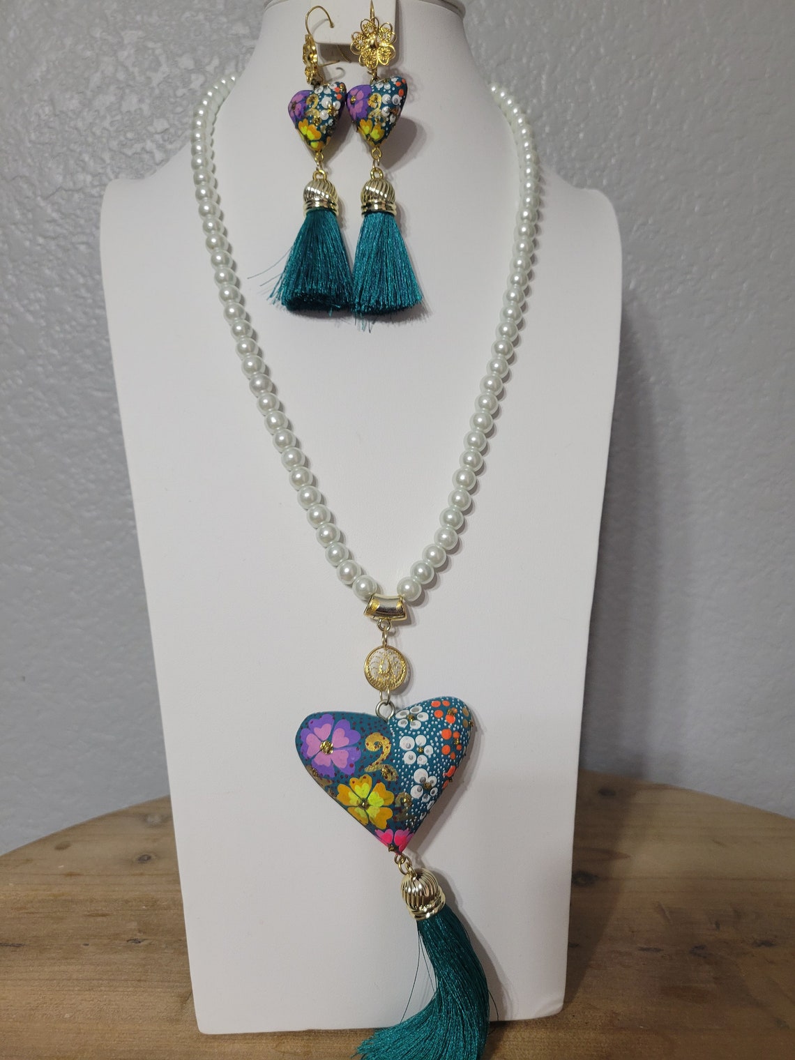 Beautiful Hand Painted Artisanal Necklaces - Mexican Wooden Hearts ...