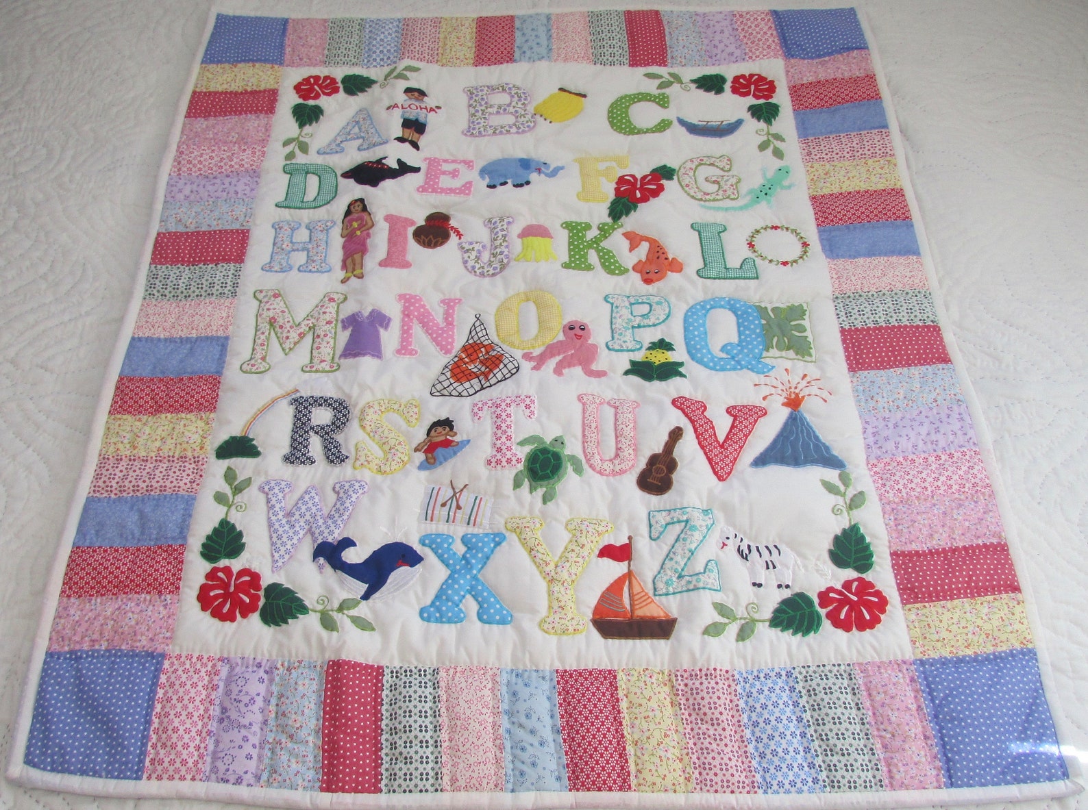 Hawaiian Quilts ABC Crib Baby Comforter Blanket Hand Quilted/wall ...