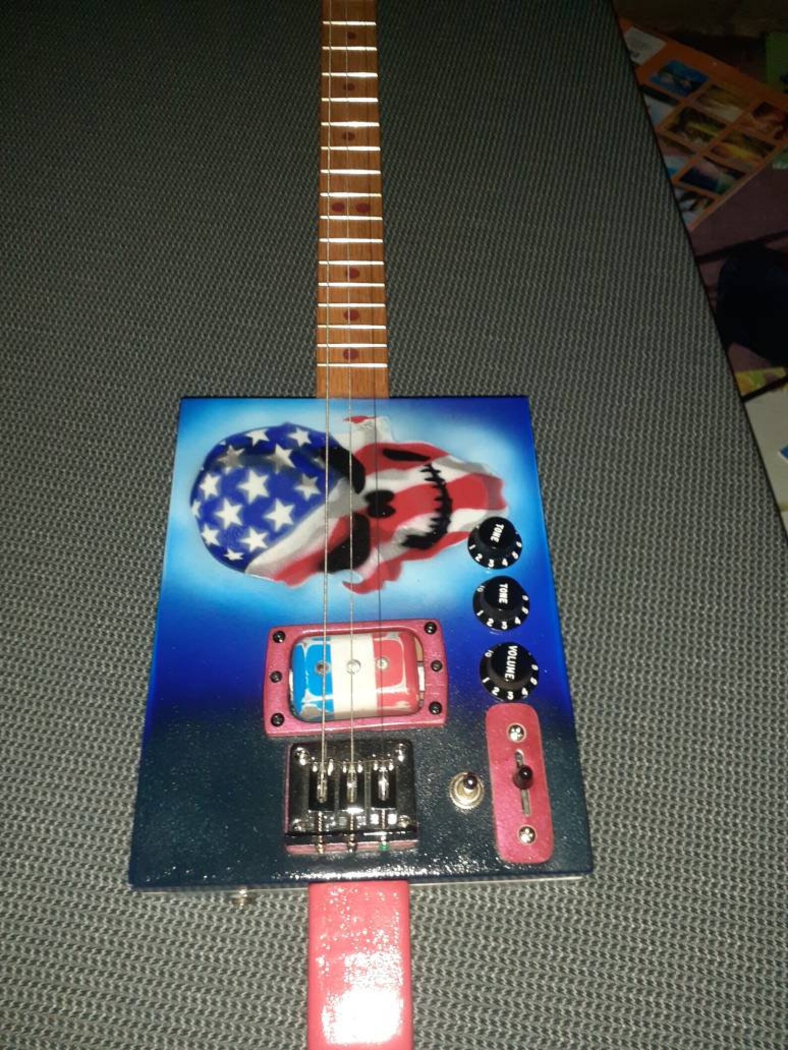 Custom Cigar Box Guitars - Etsy