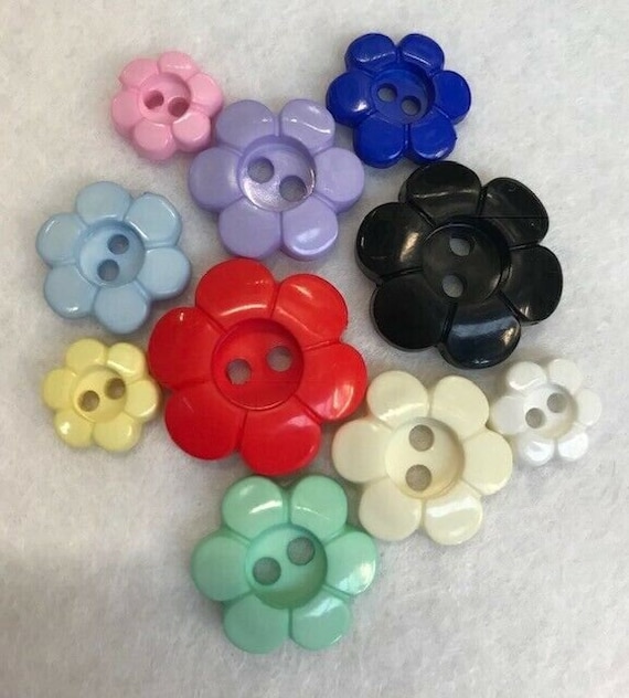 2 Hole Flat Daisy Flower Buttons 11.5mm 15mm 18mm 21mm Baby - Etsy UK