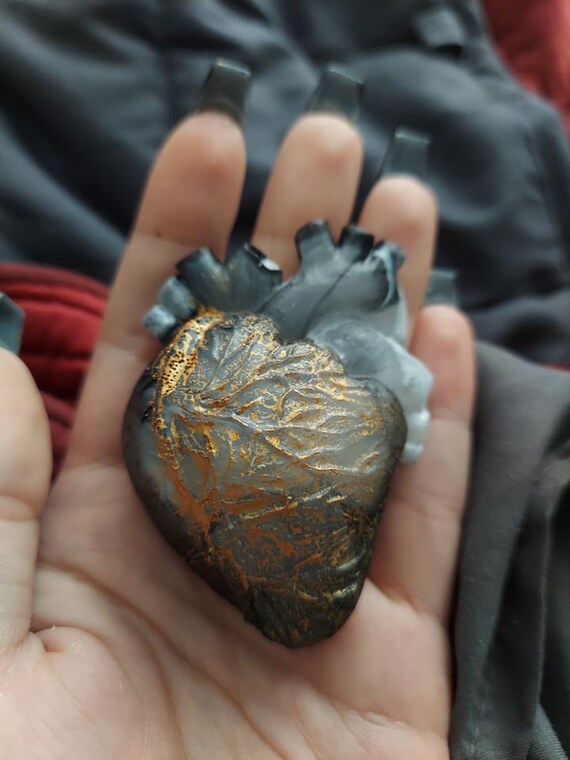 Custom Resin Anatomical Heart - Etsy