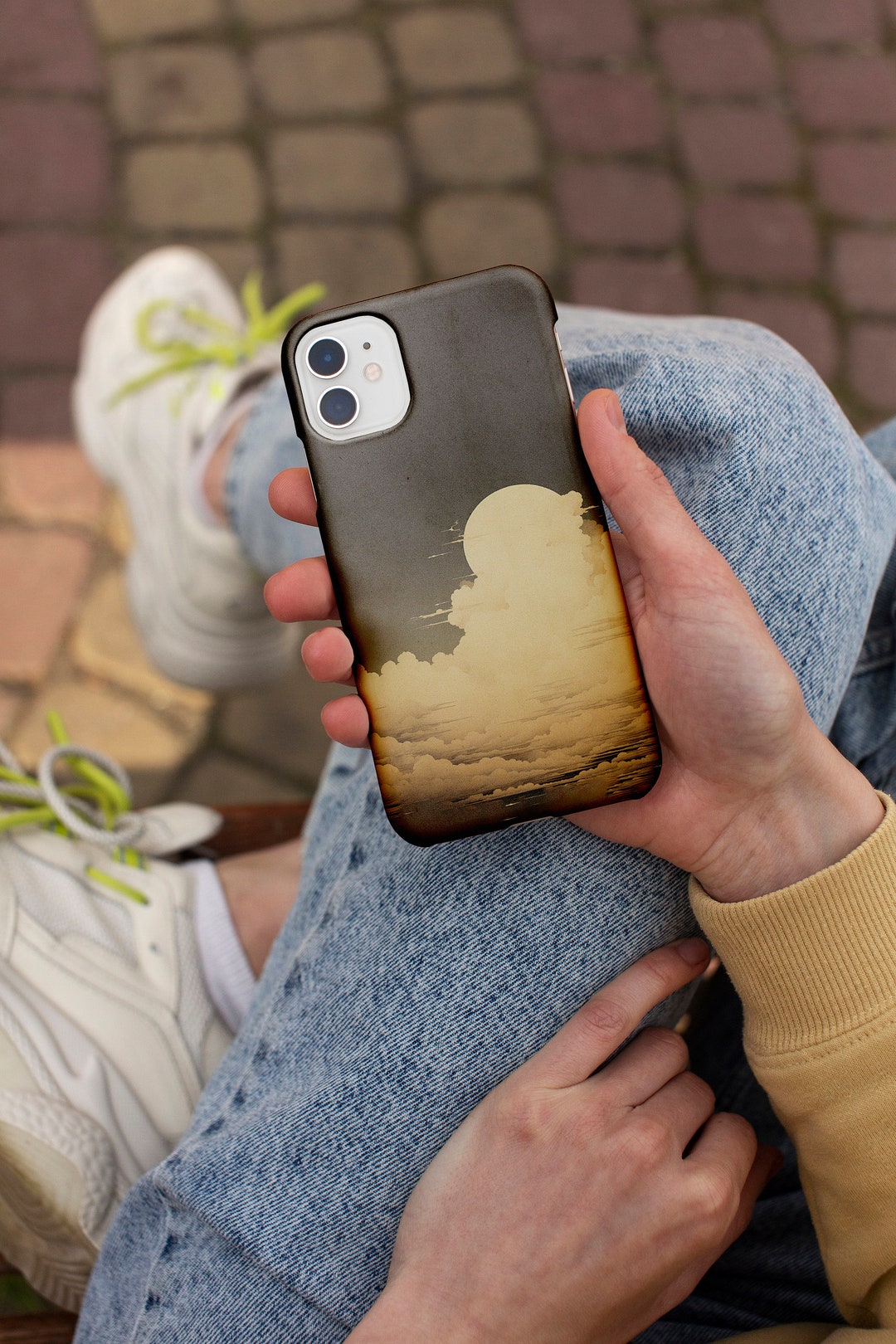 IPhone 15 14 Case Retro Beige Cute Case, New iPhone 13 12 Pro Max Case ...