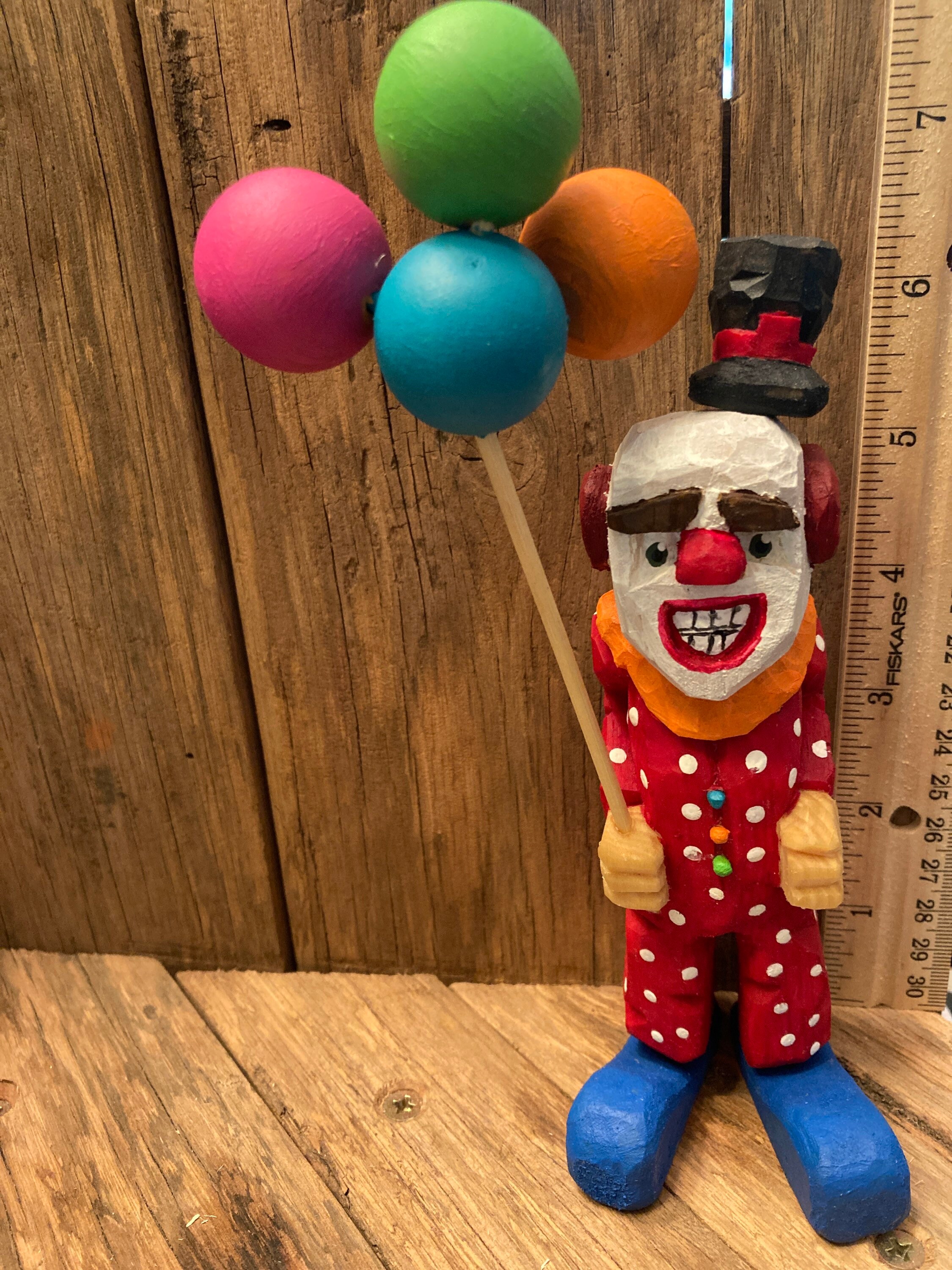 Clown Holding Balloons, Circus Party Decor, Circus Theme Party, Clown ...