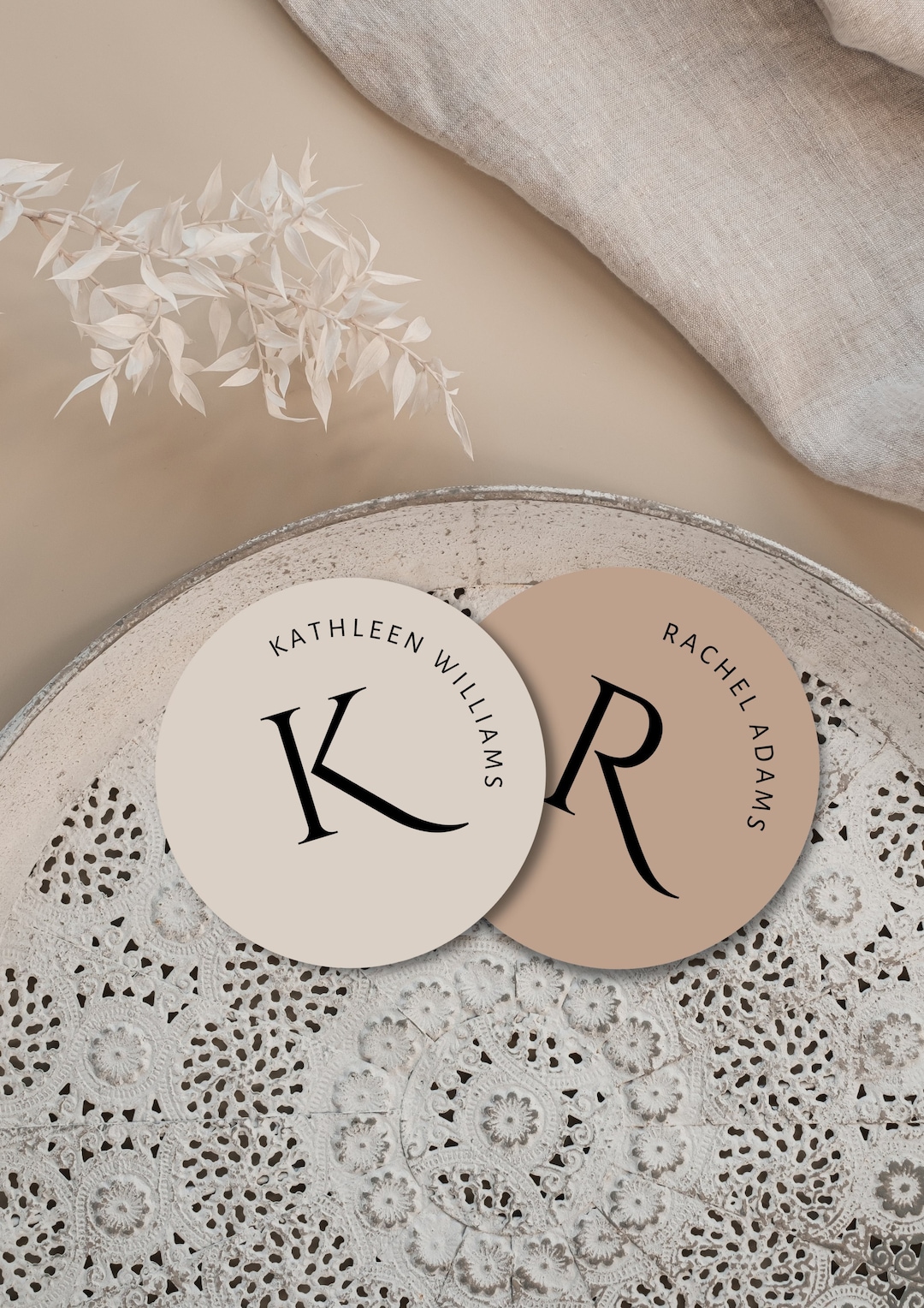 Round Place Cards | Wedding Place Card Template | Circle Escort Cards ...
