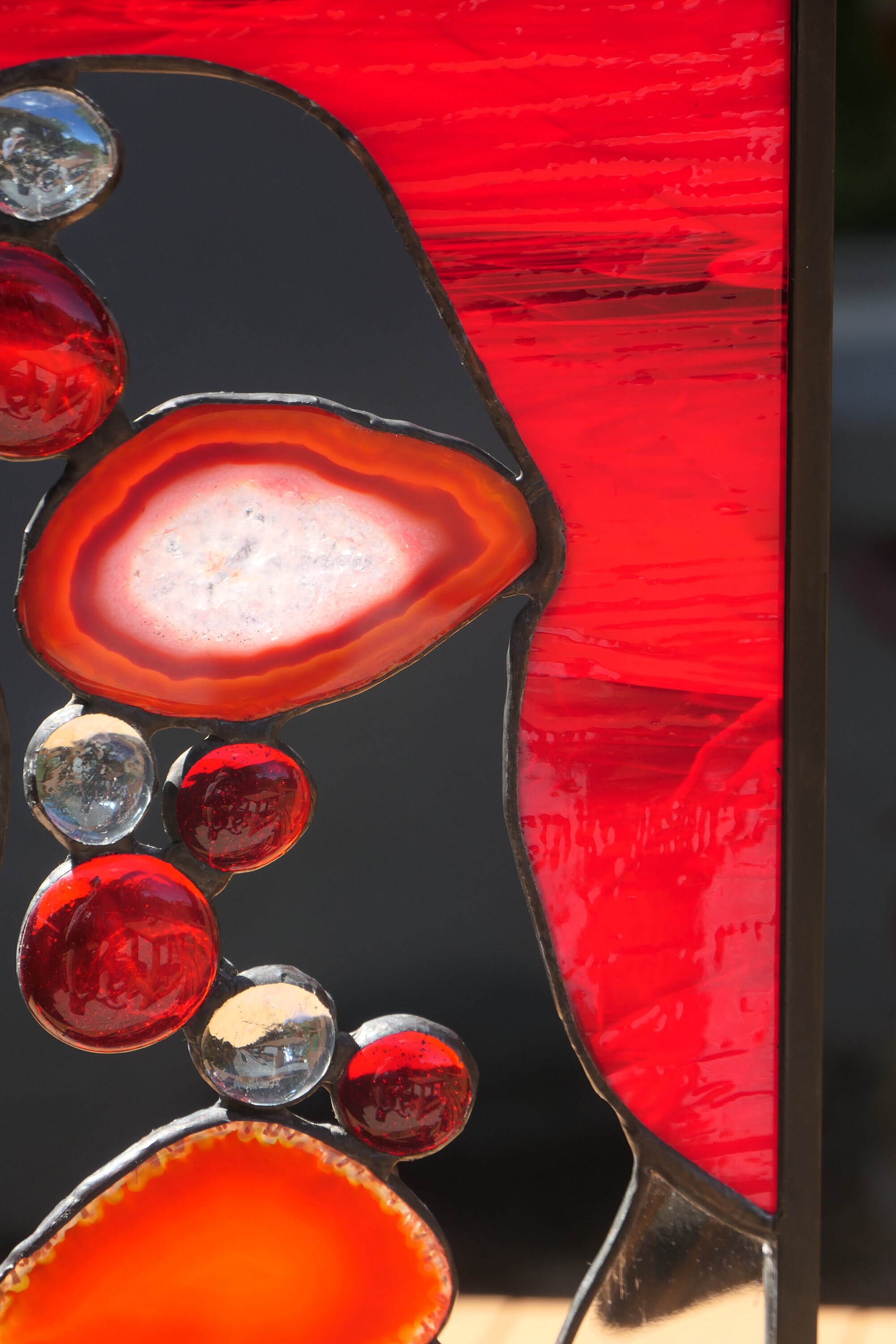 Beautiful Red and Orange Agates Surrounded by Clear Glass, Red and ...