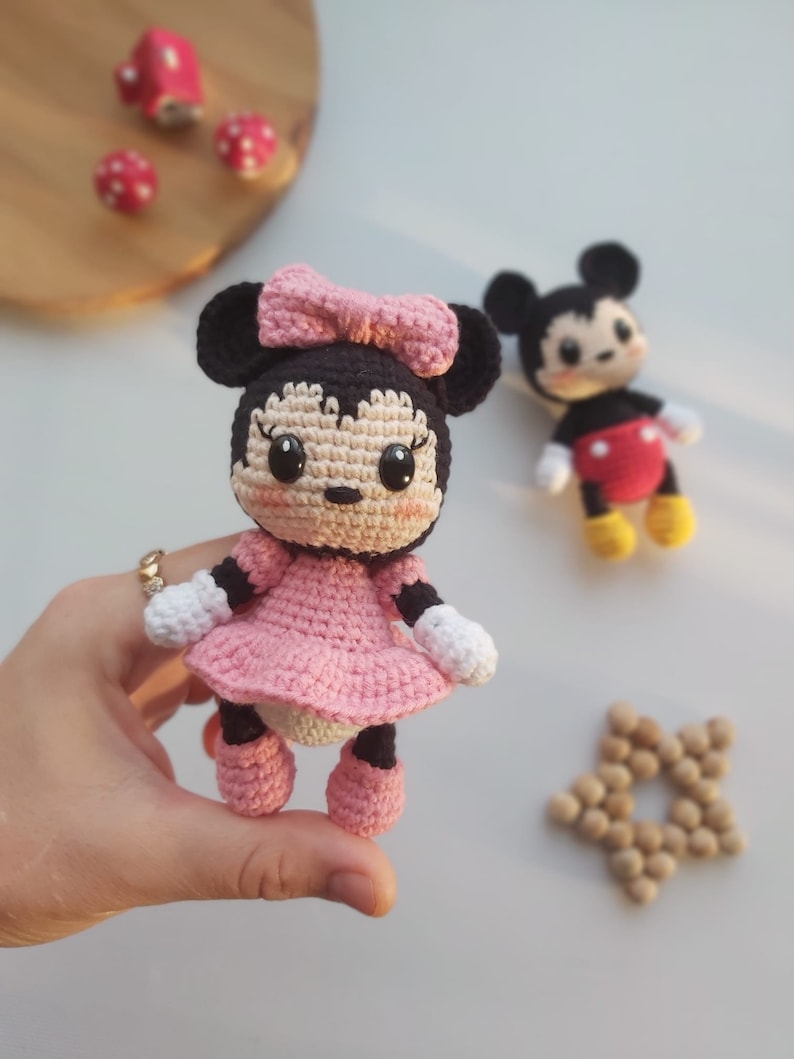 Mickey and Minnie Mouse English Pattern - Etsy