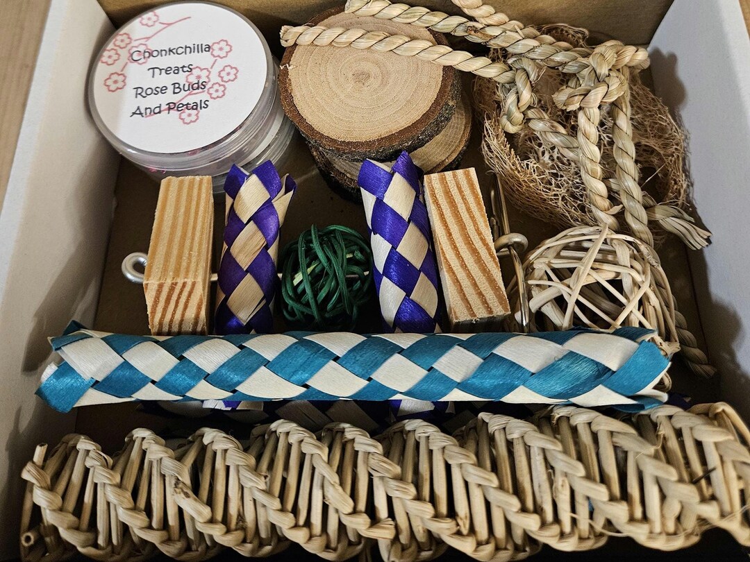 Chinchilla Treat and Chew Box With Rose Infused Loofah, Bamboo Finger ...
