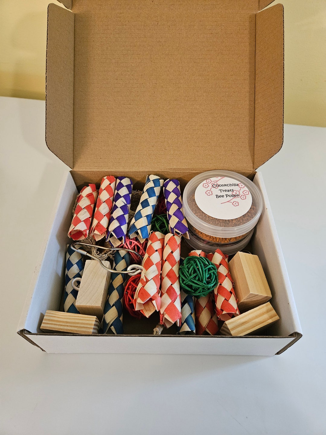 Chinchilla Treat and Chew Box With Rose Infused Loofah, Bamboo Finger ...