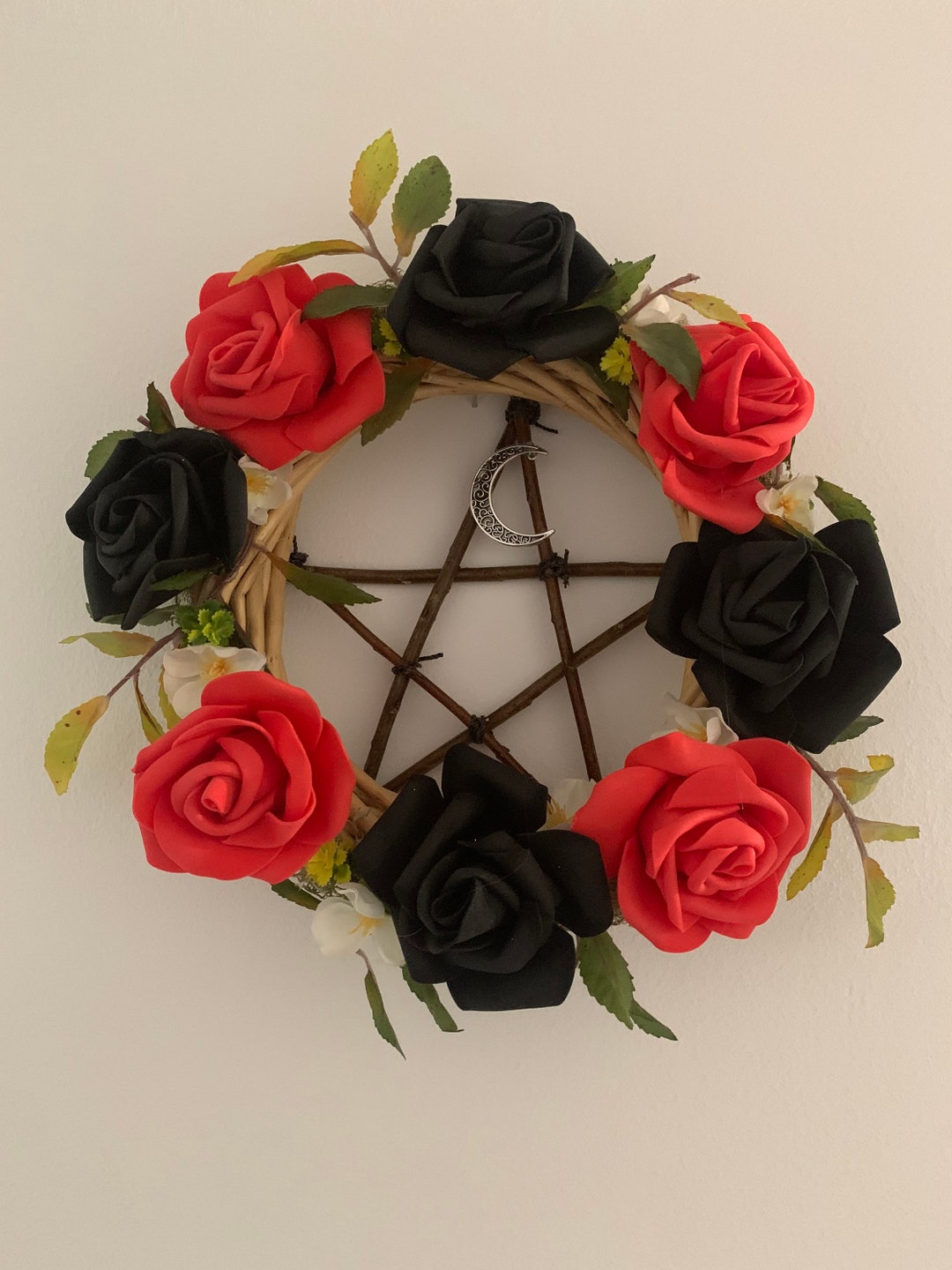 Black and Red Rose Pentagram Wreath - Etsy UK