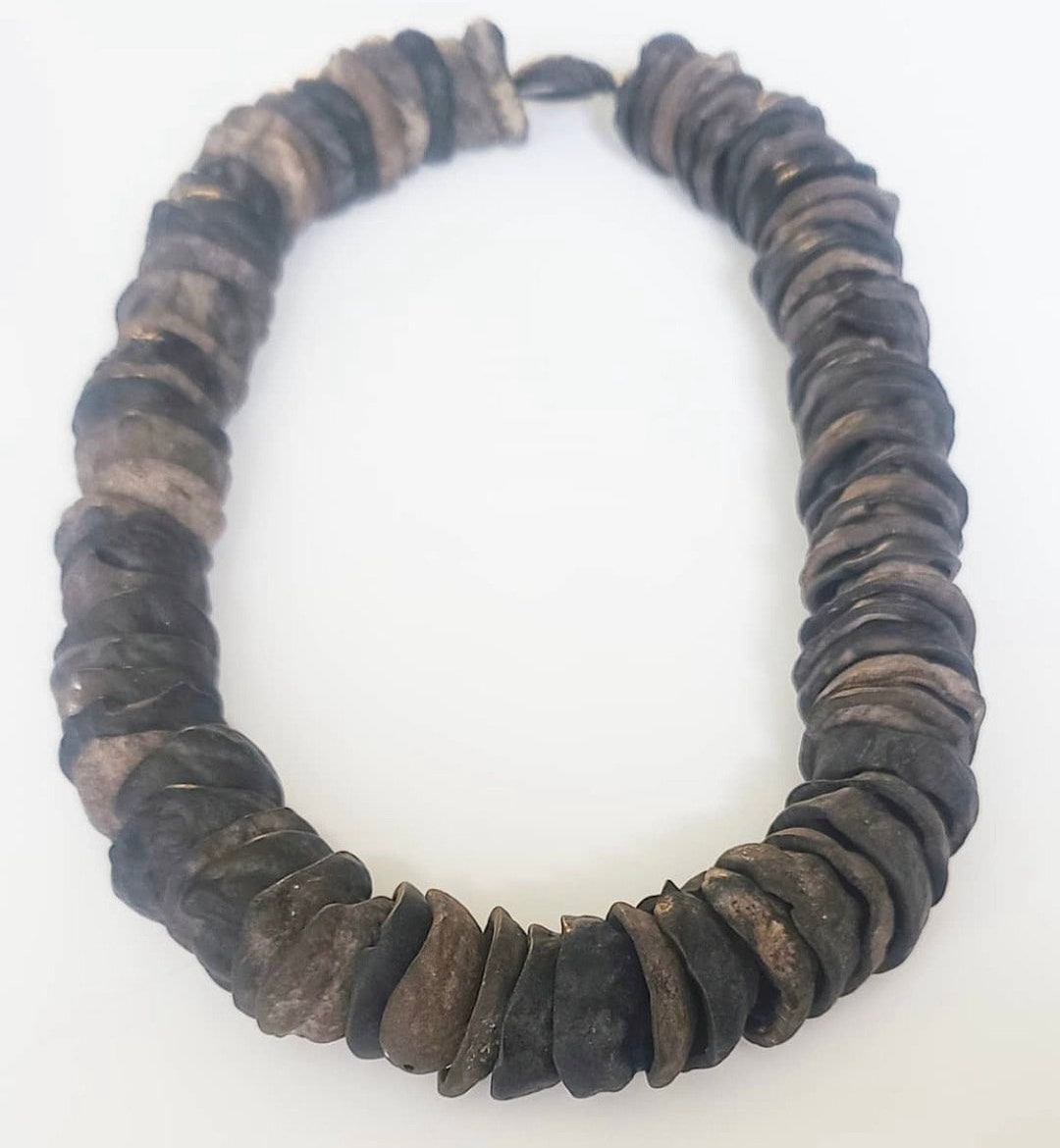 Half Shell Kukui Lei - Etsy