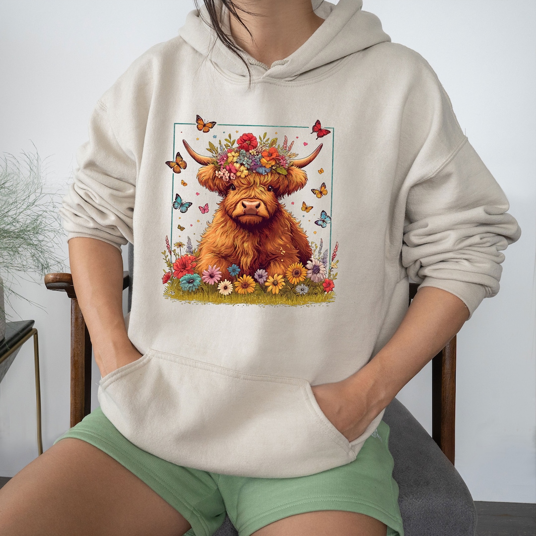 Highland Cow Hoodie, Highland Cow Gifts, Farm Animals Top, Floral Cow ...
