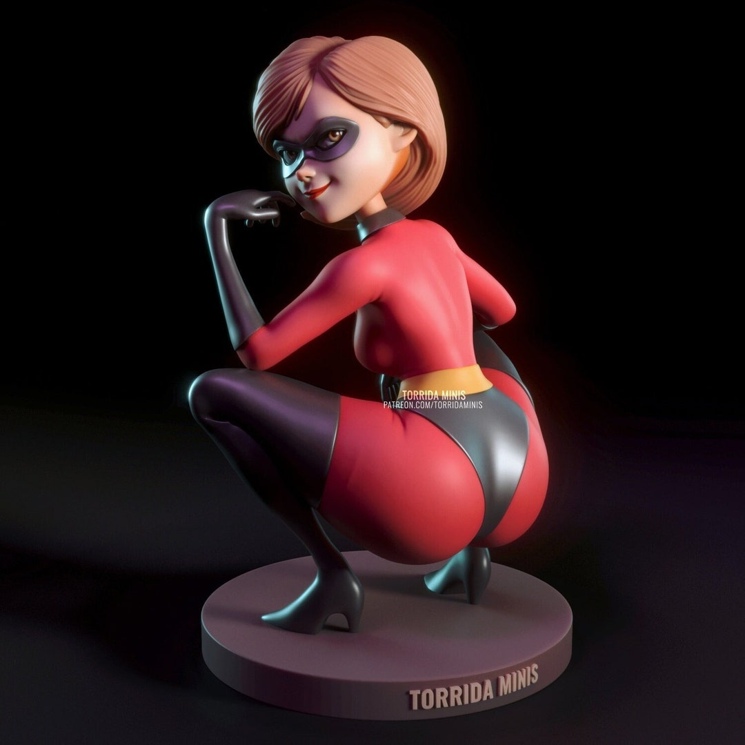 Elastigirl Squatting Figurine 3d Printed Solid Resin Ts