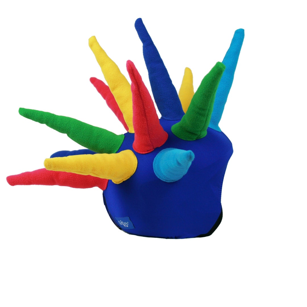 COOLCASC Spike Helmetcover. Funny Helmet Covering for Ski Helmets ...