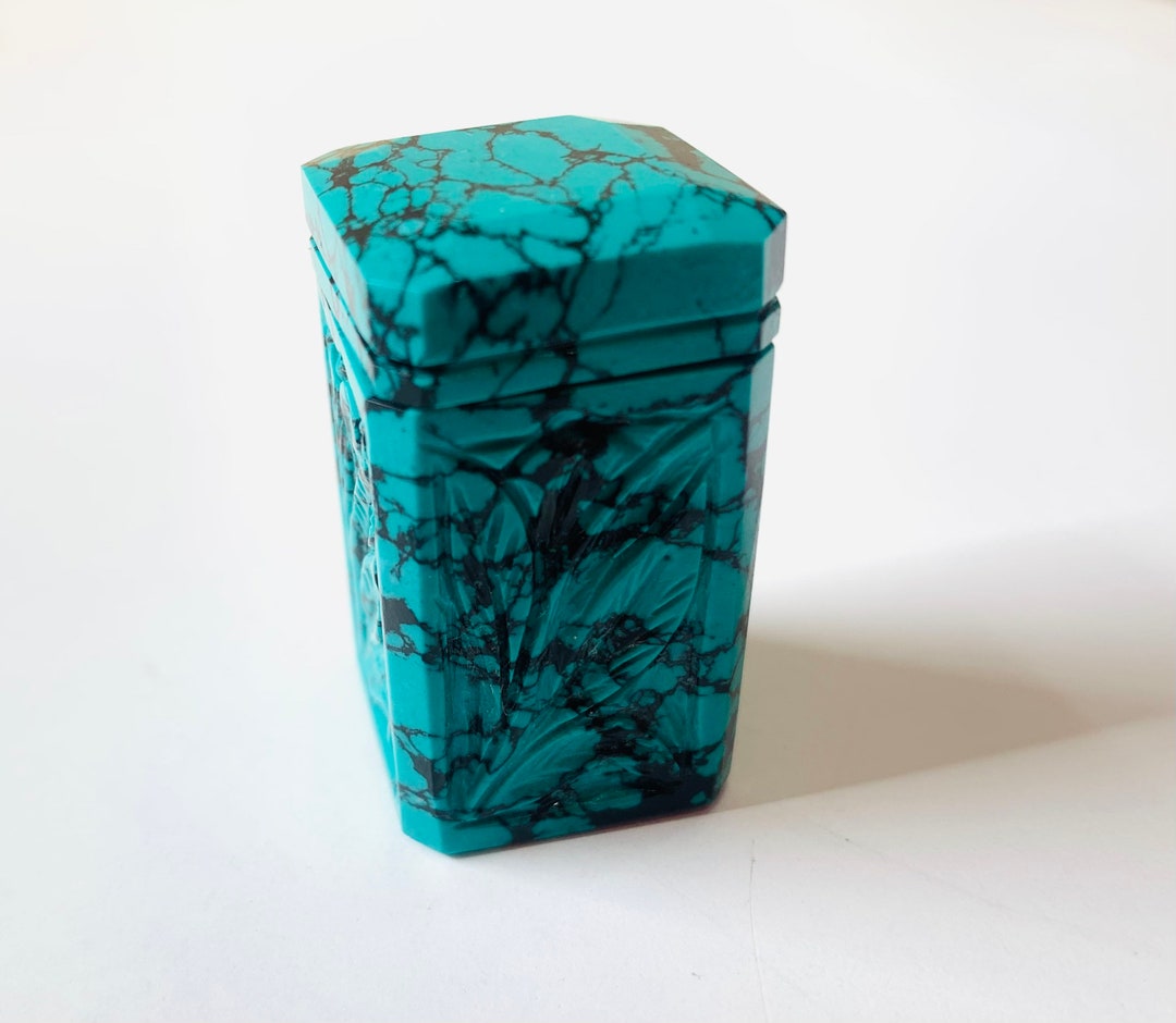 Natural Malachite Perfume Bottle, Malachite Perfume Bottle Carving ...