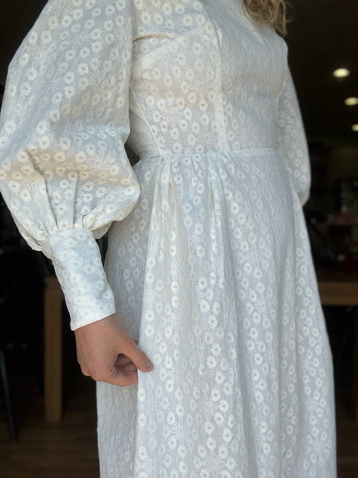 70s Daisy Lace Bishop Sleeve Wedding Dress - Etsy
