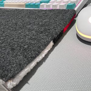 Tufted Pokemon Pokeball Keyboard Pad, Handmade Rug, Gaming Decor ...