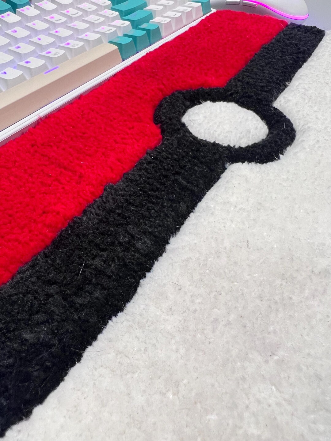 Tufted Pokemon Pokeball Keyboard Pad, Handmade Rug, Gaming Decor ...