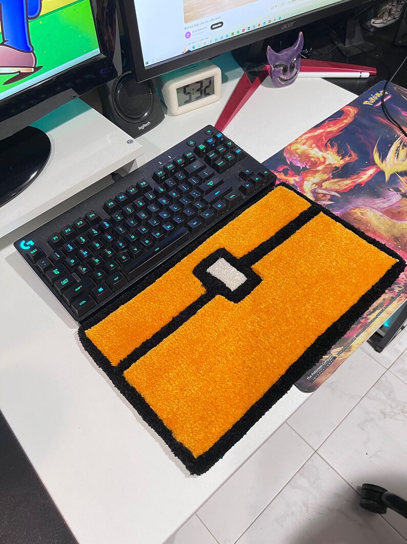 Tufted Minecraft Chest Keyboard Pad, Handmade Rug, Retro Gaming Decor ...