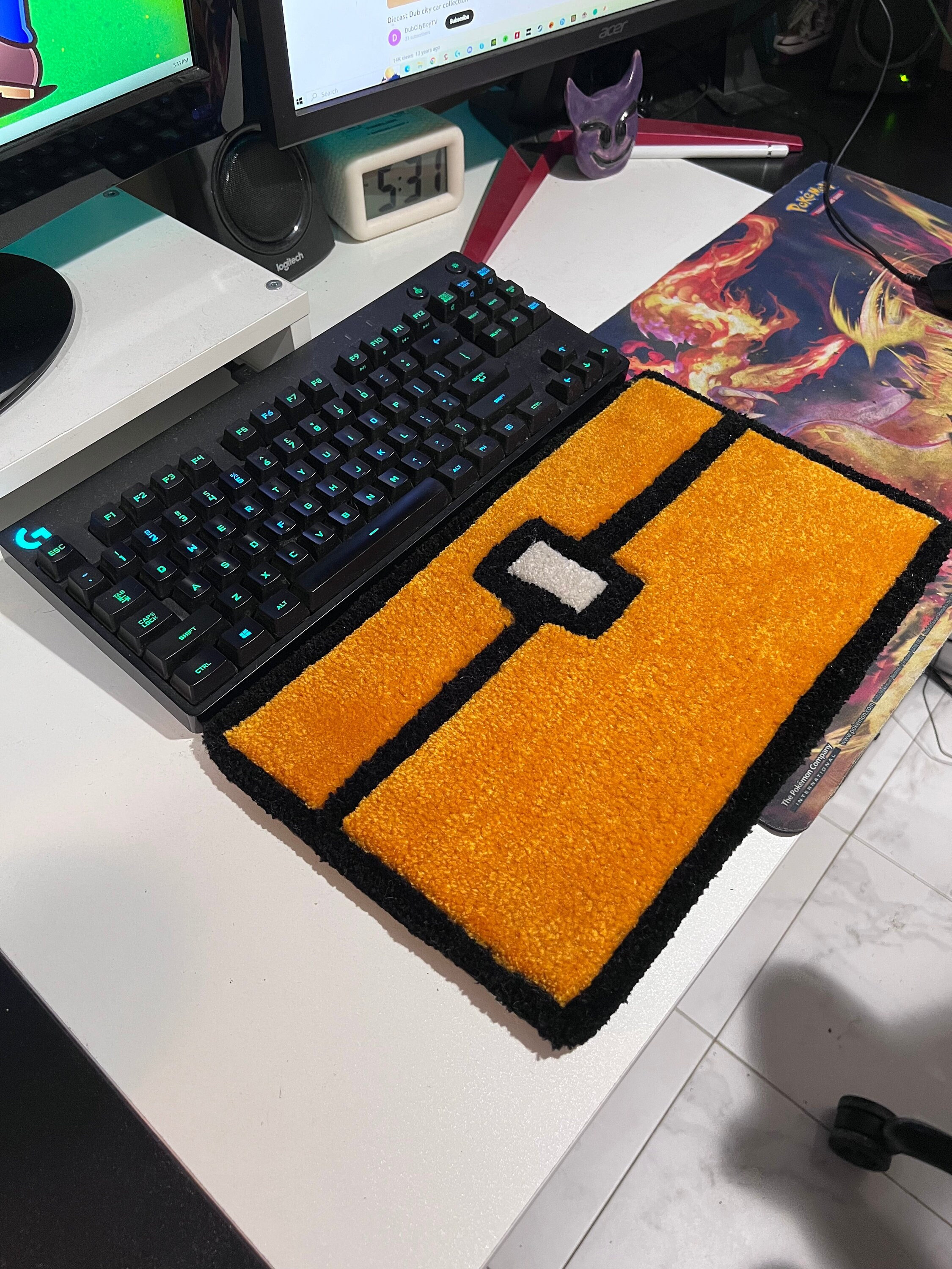 Tufted Minecraft Chest Keyboard Pad, Handmade Rug, Retro Gaming Decor ...