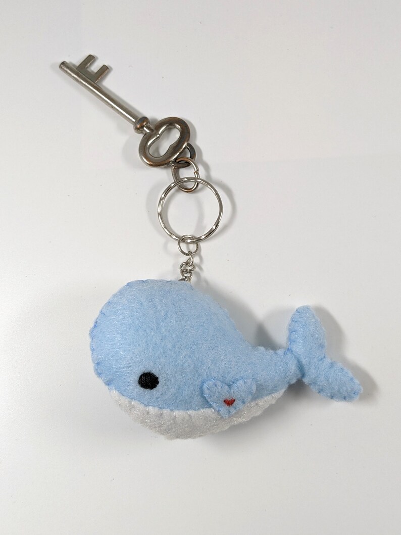 Handmade Whale Felt Key Ring Present for Family, Friend, Animal Lover ...