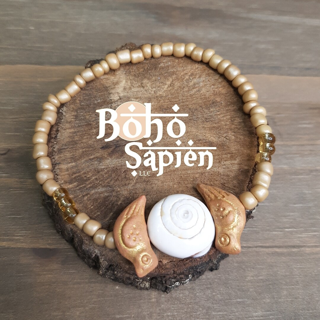 Boho Sapien Etruscan Pompeii Shell Gilded Birds and Seed Beads Stretch ...