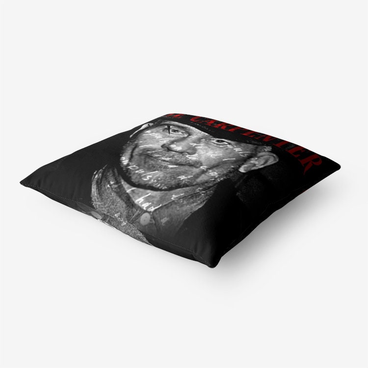 Ed Gein Serial Killer Pillow Case - True Crime Decor - Gothic Horror ...