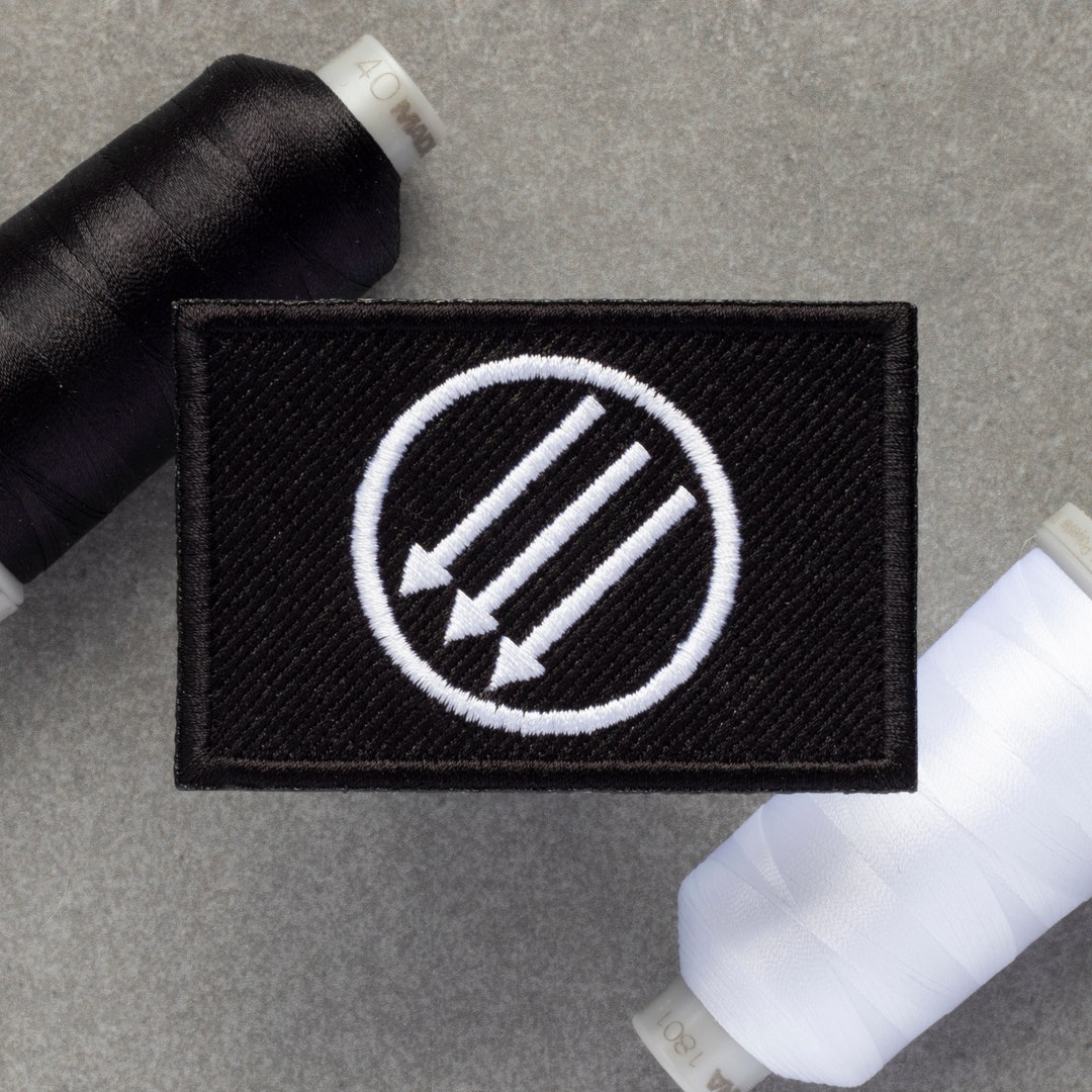 Three Arrows Flag Embroidered Patch | Anarchism Antifa | Hook and Loop, Iron-on & Sew-on Patches ...