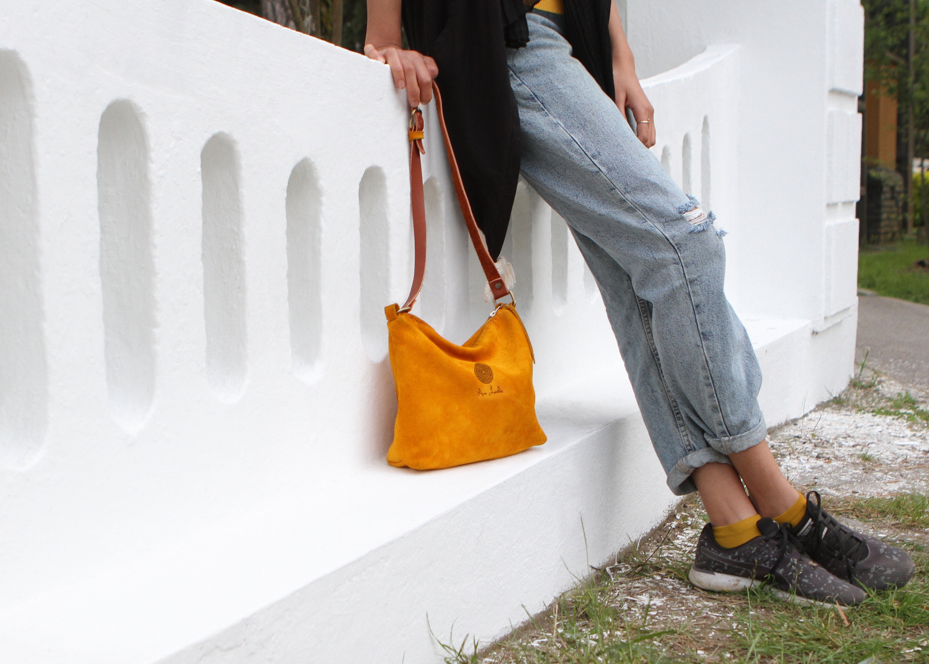 Lagoon Shoulder Bag | Handmade Leather Shoulder Bag | Anar Leather ...