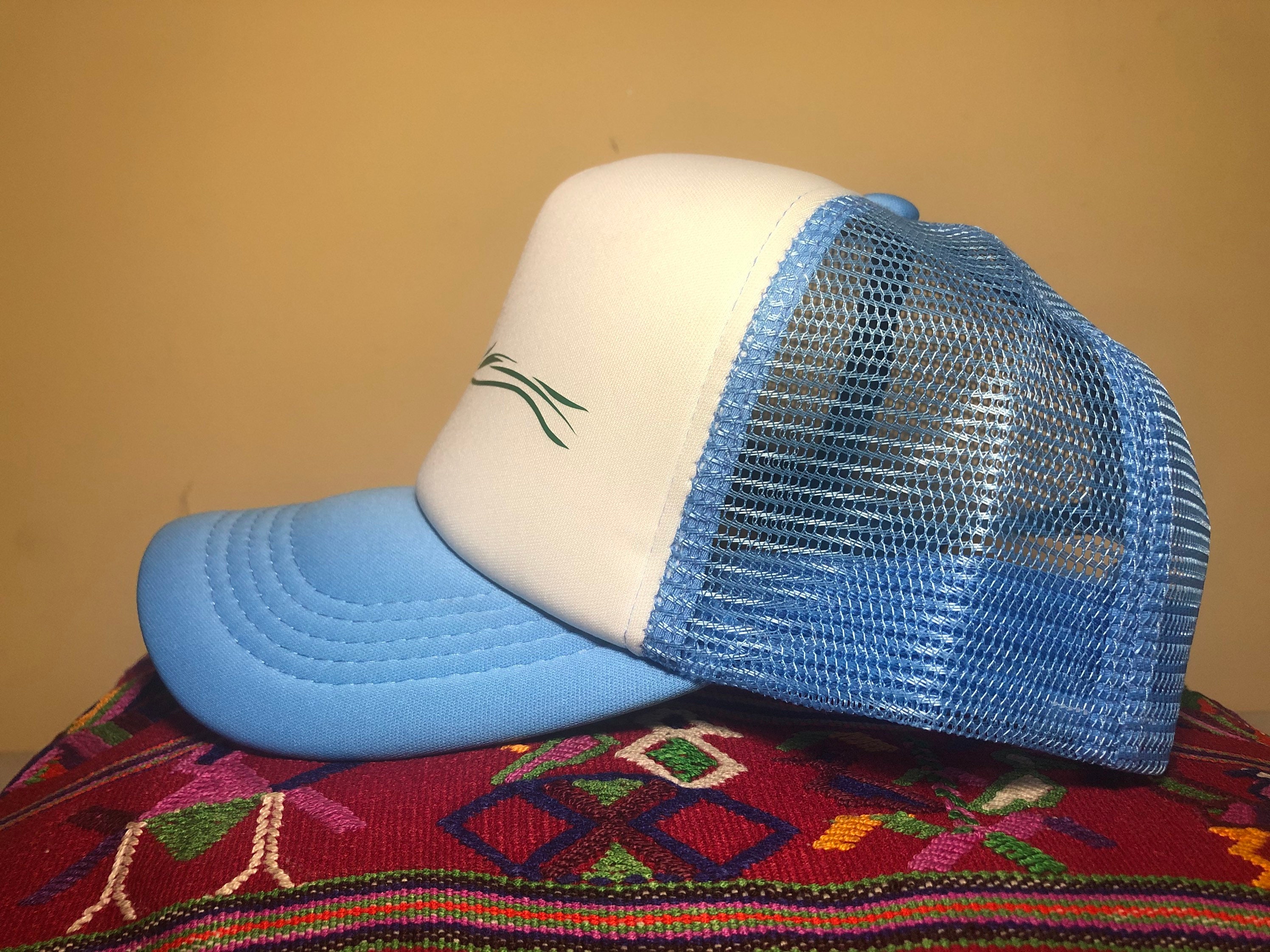 Guatemalan Quetzal Bird Trucker Hat - Etsy