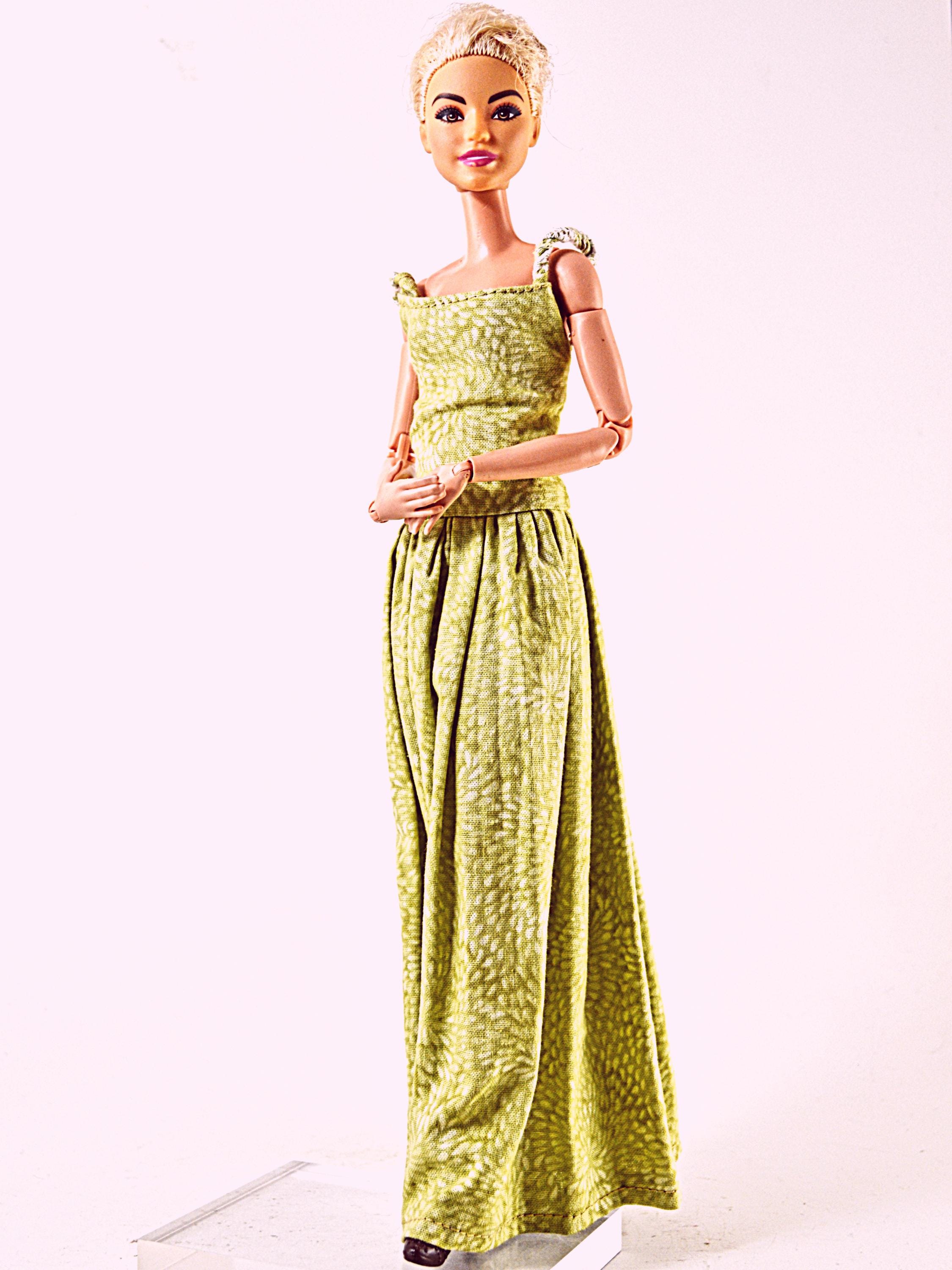 Minimalist, Elegant, Long Dress | Fashion Doll Clothing | PIPDOLLS - Etsy