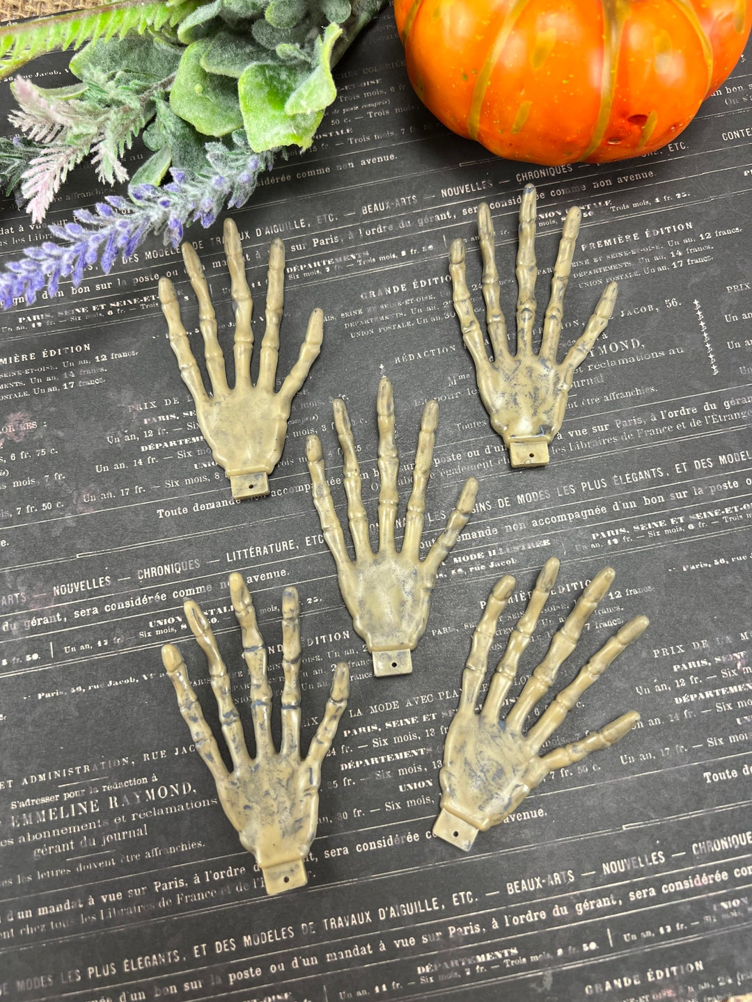 Set of 5 Mini Plastic Skeleton Hands DIY Project/ the Elf’s Cottage - Etsy