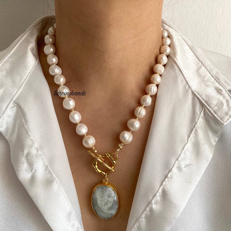 Chunky Pearl Necklace - Etsy