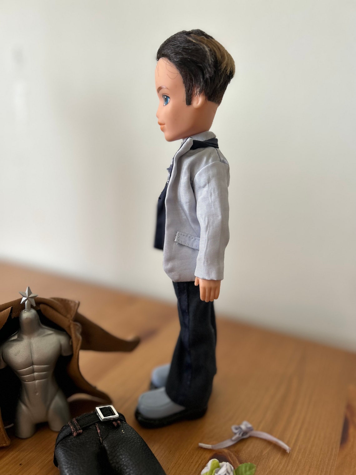 BRATZ Boyz Koby Formal Funk Prom 2003 Kobe Both Sets of Original Outfit ...