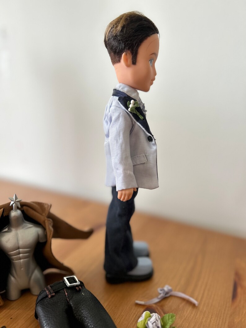 BRATZ Boyz Koby Formal Funk Prom 2003 Kobe Both Sets of Original Outfit ...