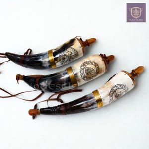 Revolutionary Heritage Carved Black Powder Horn Colonial Charm for ...