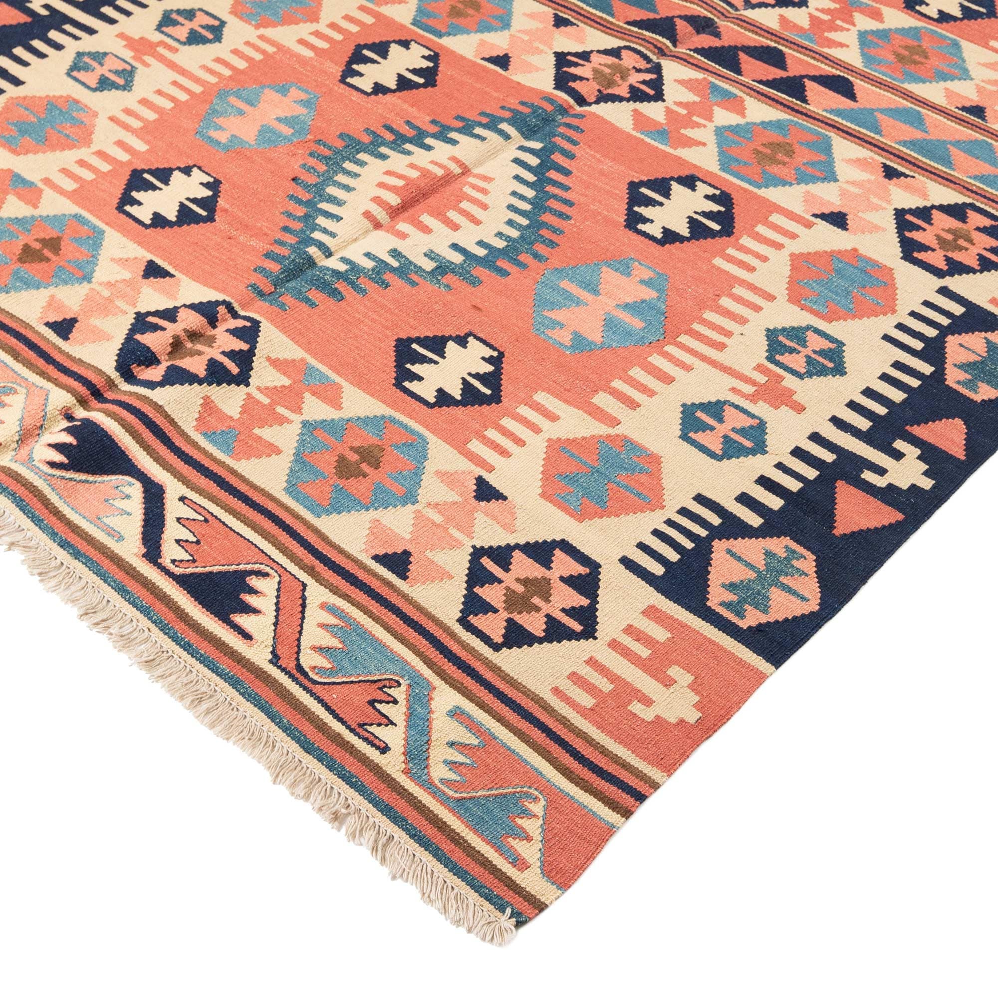 Handmade Kilims With Natural Materials Kilims Made With Crochet and ...