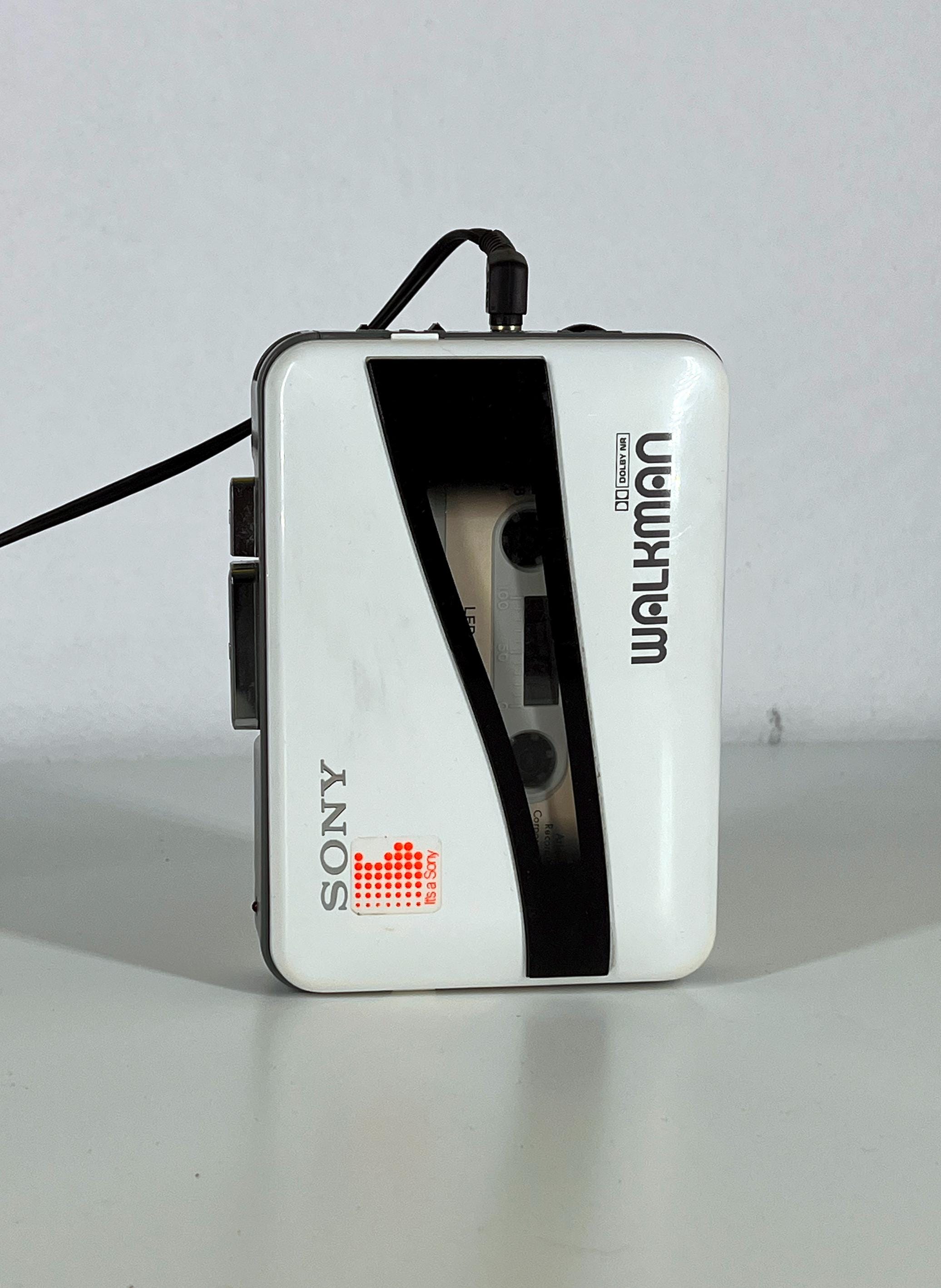 Vintage Sony Walkman WM-38, Cassette Player, Made in Japan - Etsy