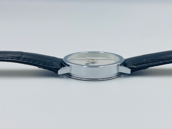 Akteo Watch Guitar Traditional iconic 90s style watch… - Gem