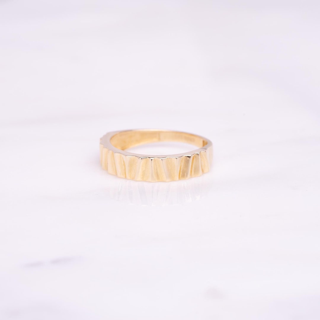 14K Soft Fluted Form Ring - Modern Wedding Band - Solid Gold Ring - Unique Design Ring ...