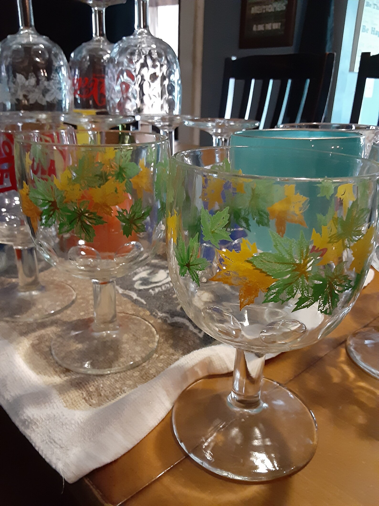 2 Vintage Floral Thumbprint Goblets - Etsy