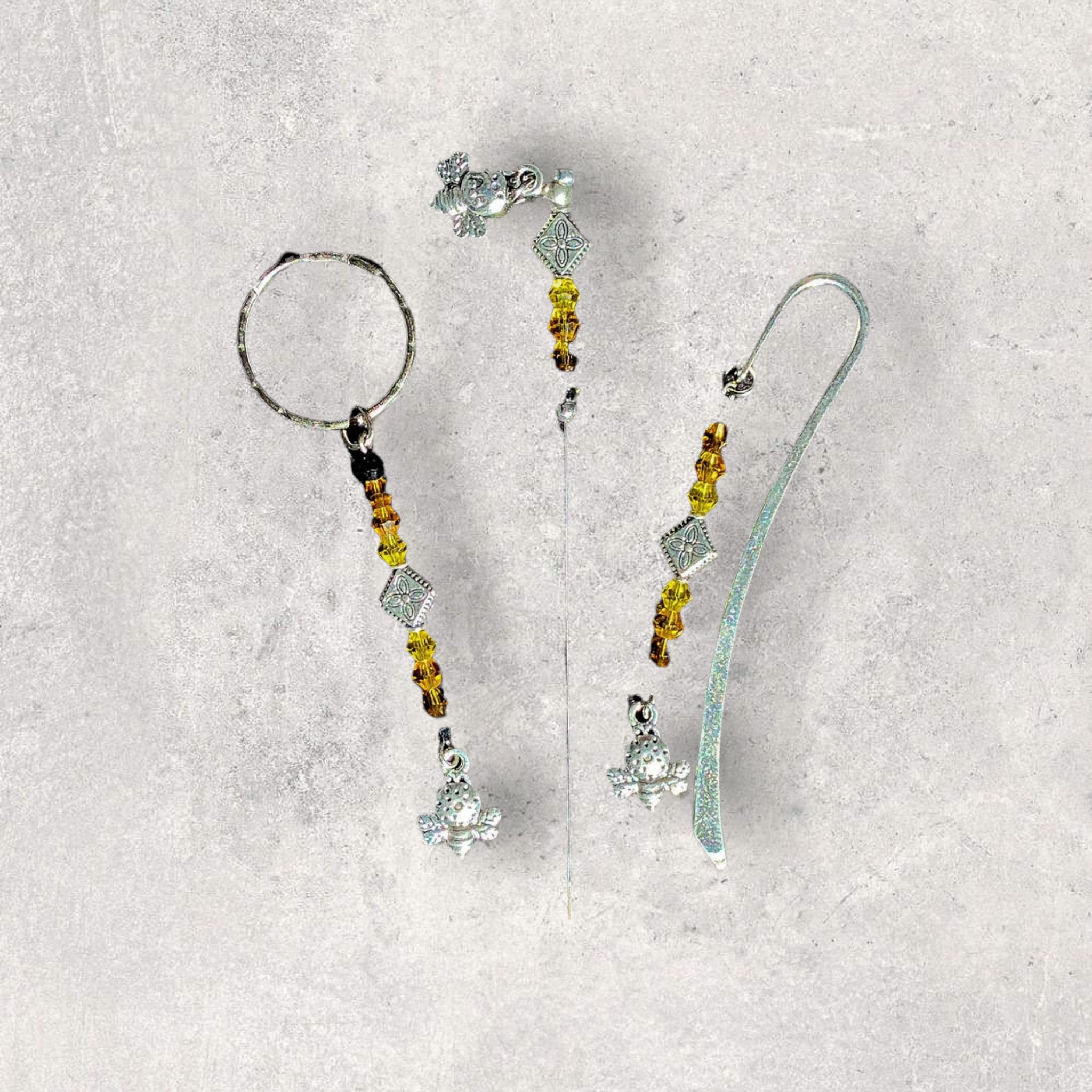 Bumble Bee Tail Tucker Matching Scissor Fob & Bookmark Also - Etsy