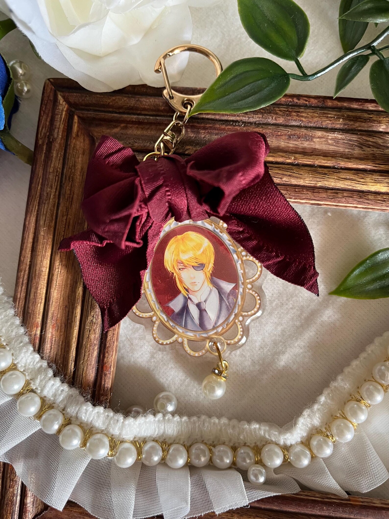 Keychain Anime Moriarty the Partriot - Etsy