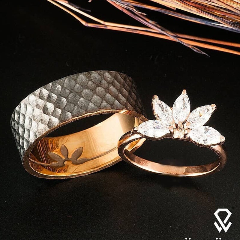 Flower Wedding Ring Set - Etsy