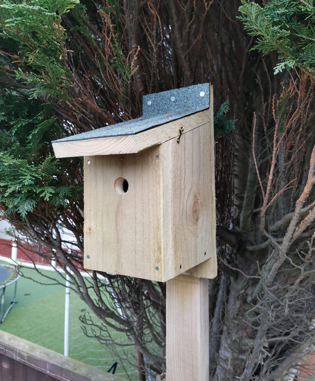 Large Wooden Heavy Duty Bird Box Nesting House - Blue Tit Coal Tit ...