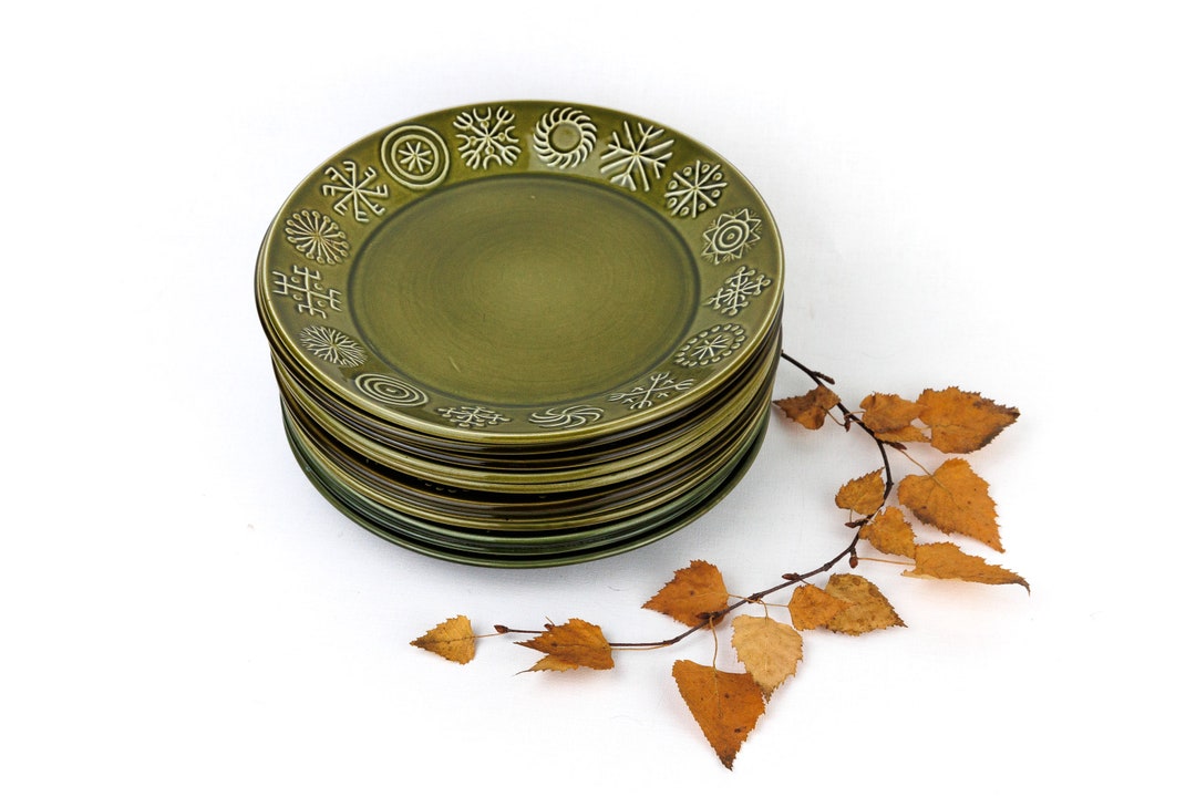 Vintage Portmeirion Totem Green Small 18cm Side Plates Retro Ceramic ...