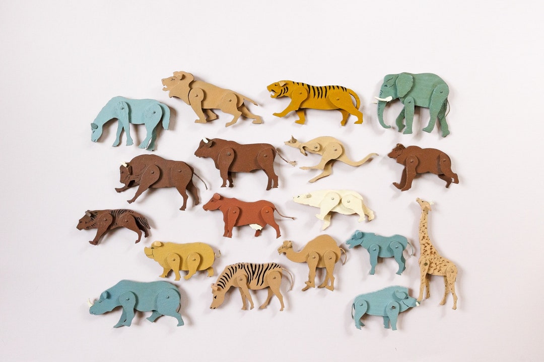 18x Vintage Wooden Jointed Toy Animals, Folk Art, Zoo and Farm Animals ...