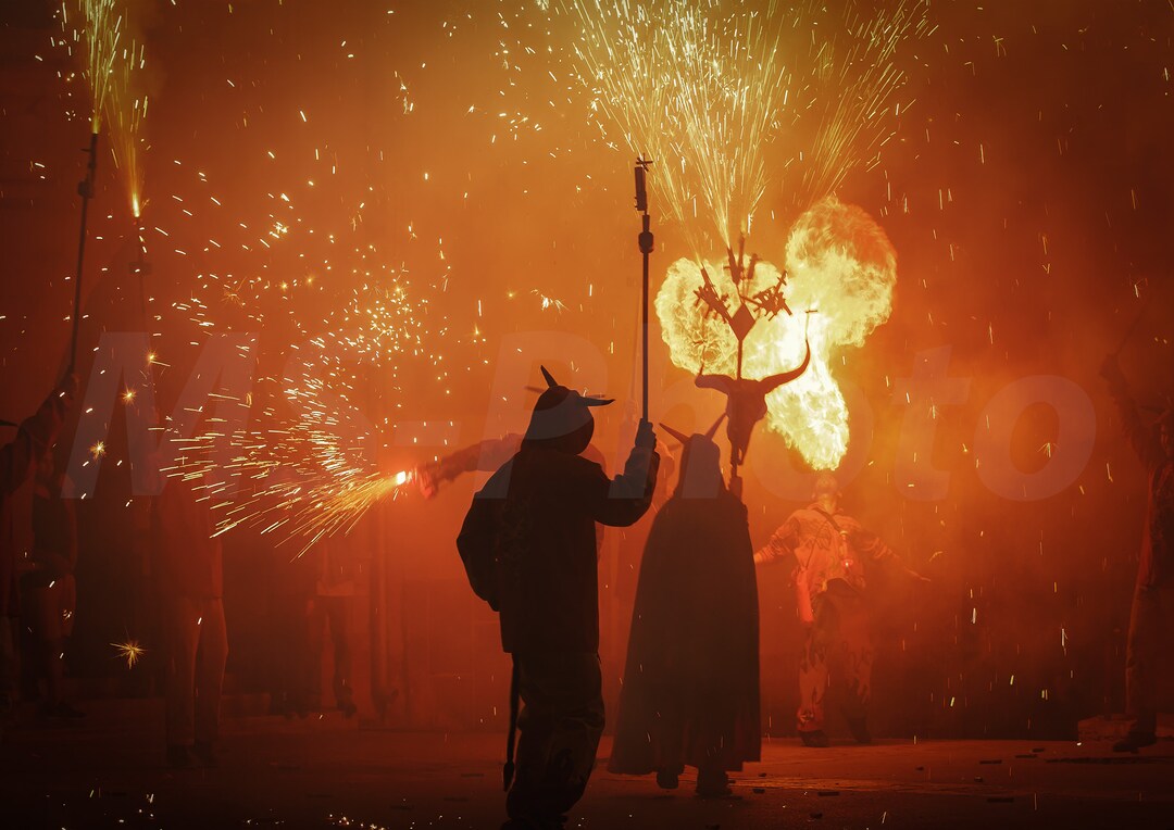 Fire Devisl, Fire, Barcelona, JPEG, Photo, Decoration Murale, Photo ...
